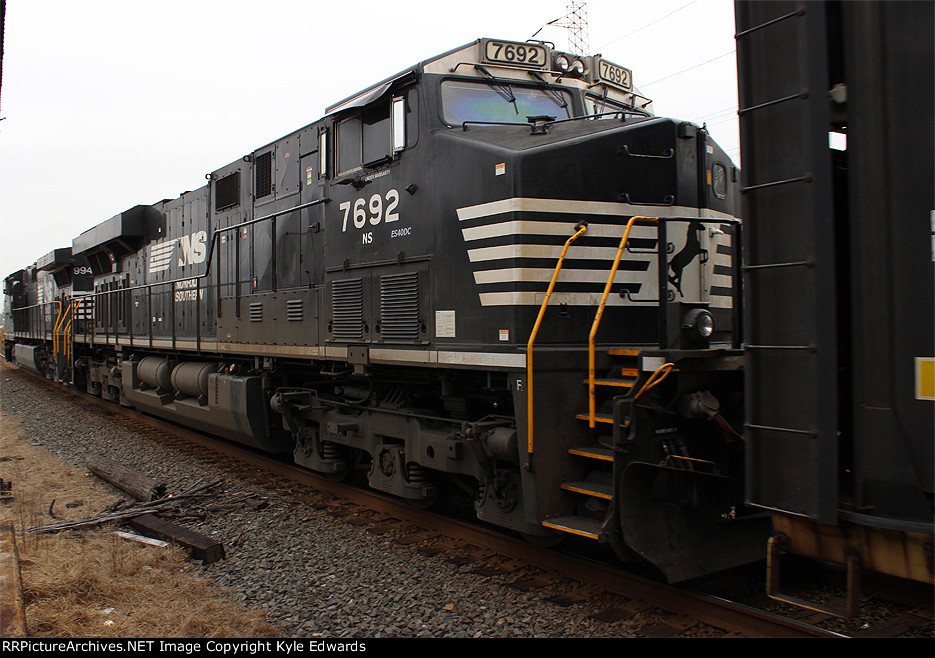 NS ES40DC #7692 on 18N